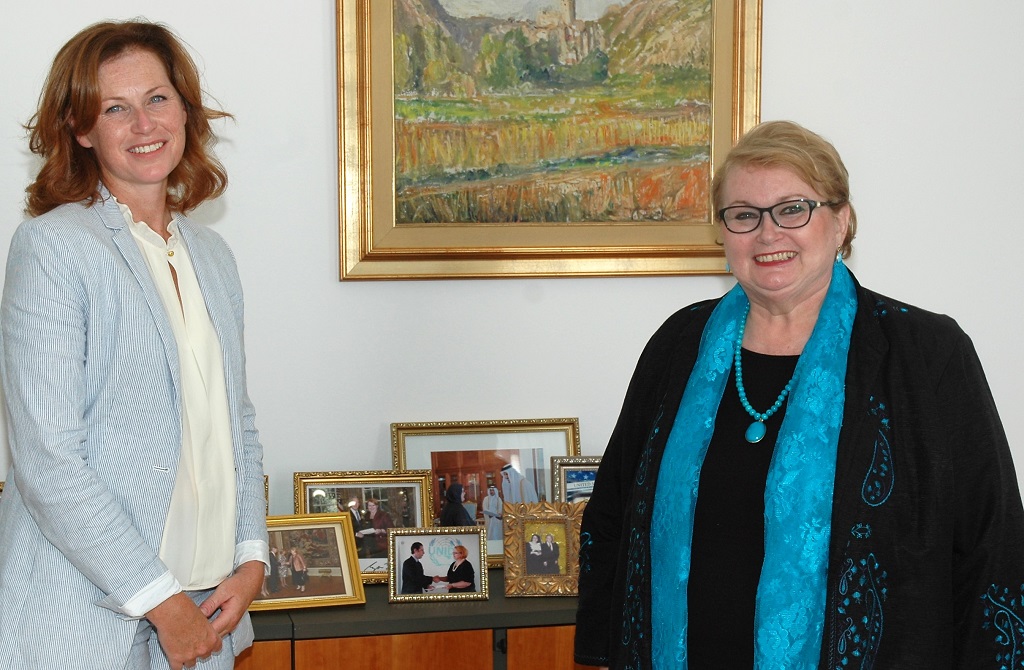 Zamjenica predsjedatelja Vijeća ministara i ministrica vanjskih poslova ...