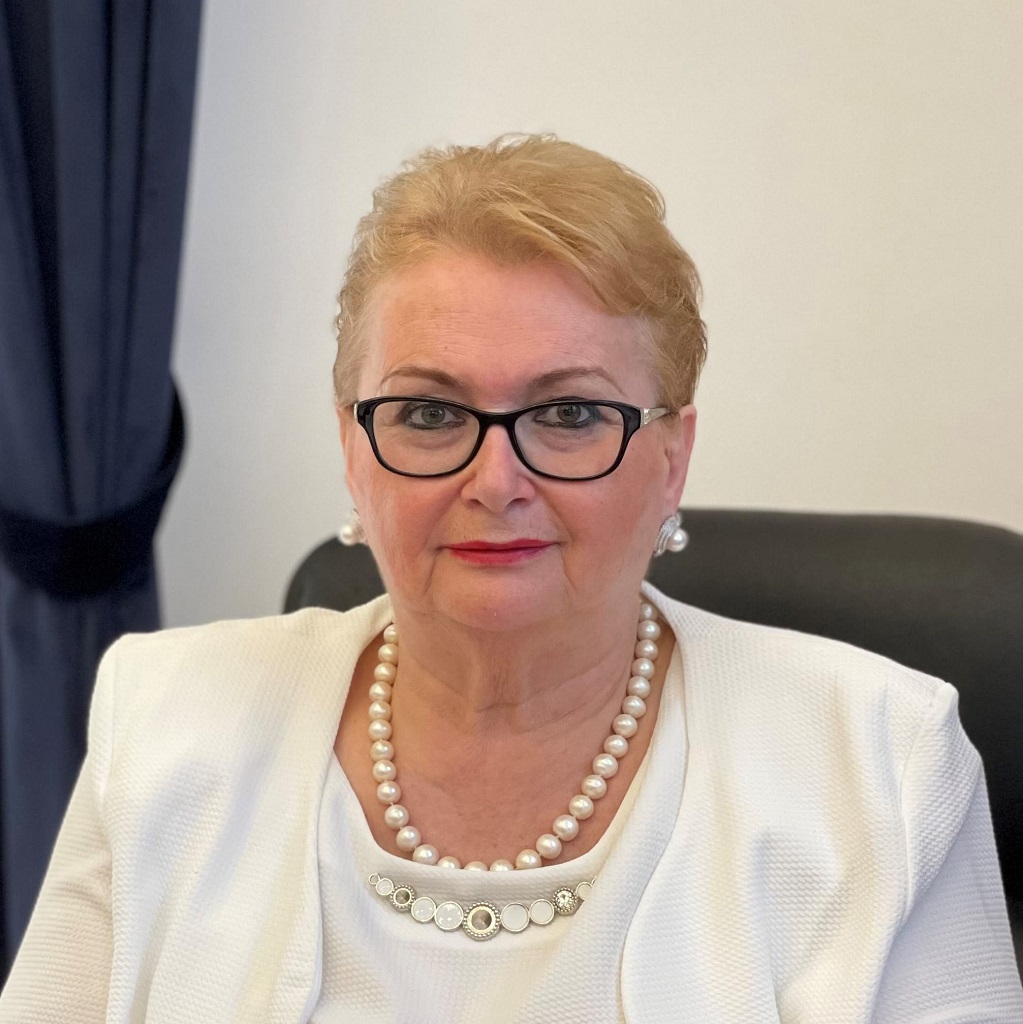 Ministrica dr Bisera Turković uputila čestitku nadbiskupu vrhbosanskom ...